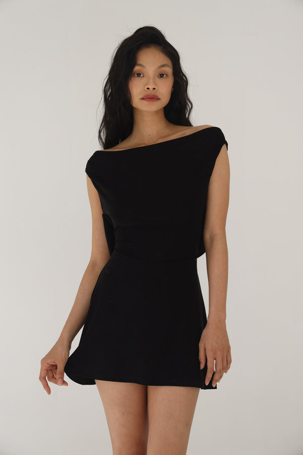 Collection IV - Mirror Palais